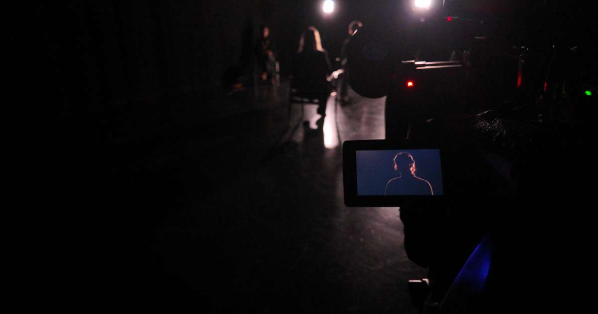 A group of teens attacked a trans woman - RÚV.is