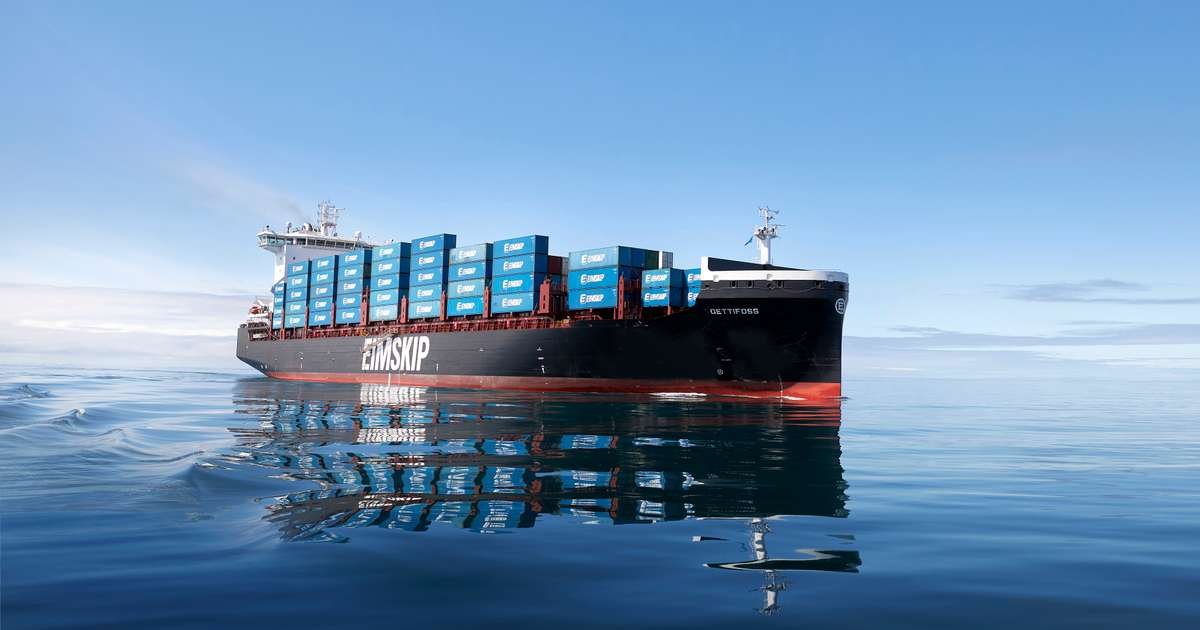 Engine failure leaves Dettifoss stranded between Iceland and Greenland ...