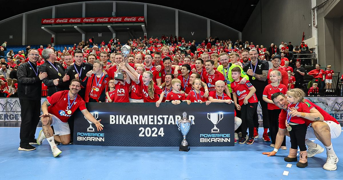 Valur er bikarmeistari karla í handbolta - RÚV.is