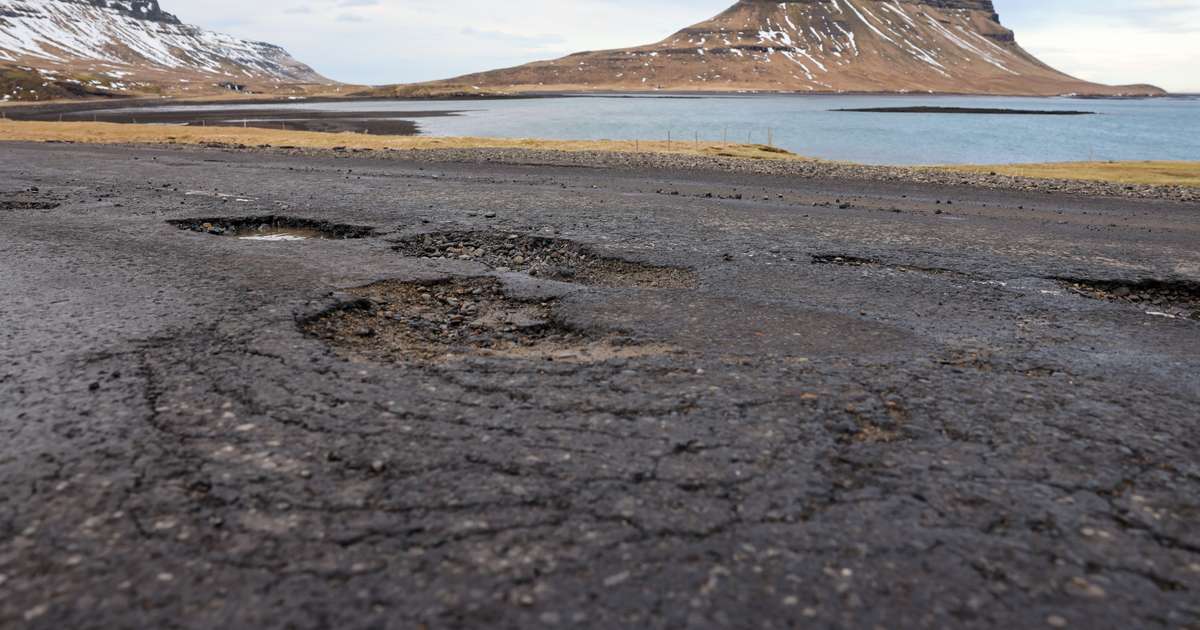 Slæmt ástand þjóðvega kallar á fleiri flutningabíla, lengri leiðir og ...