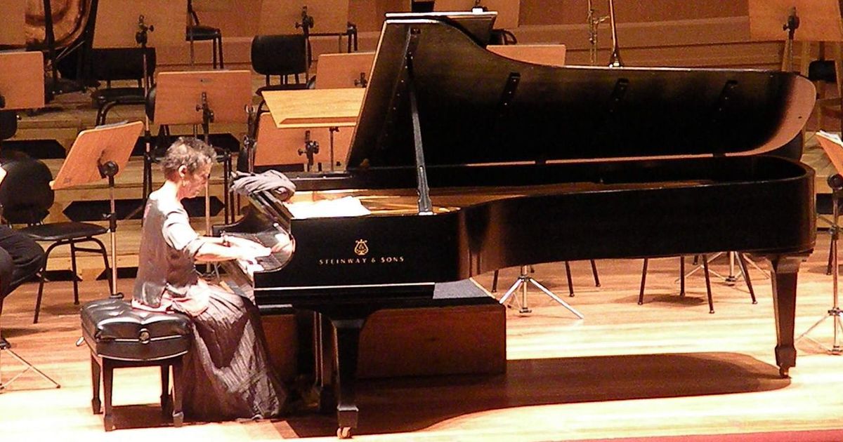 Maria Jo ão Pires leikur Mozart - RÚV.is