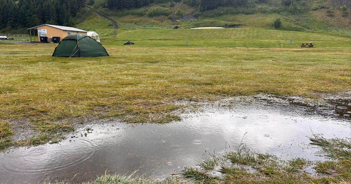 Vindasamt og blautt næstu daga - RÚV.is