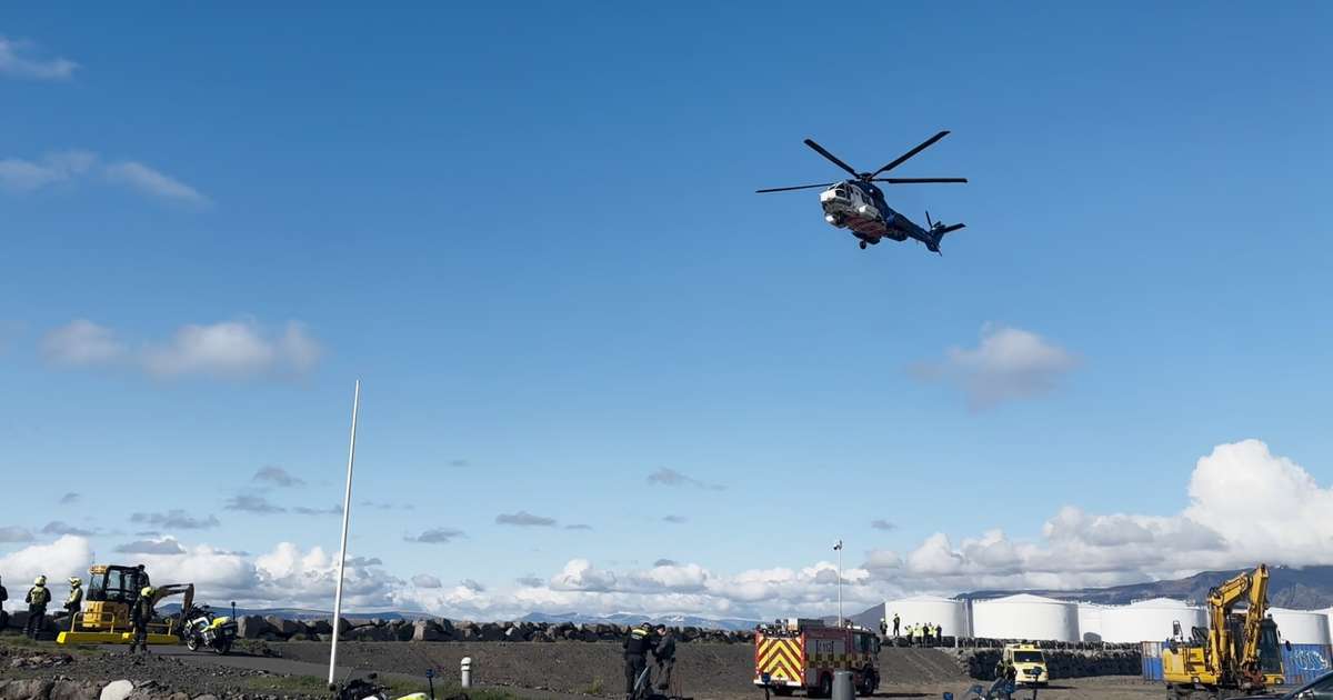 Umfangsmikilli leit að týndum sundmanni haldið áfram eftir hádegið - RÚV.is