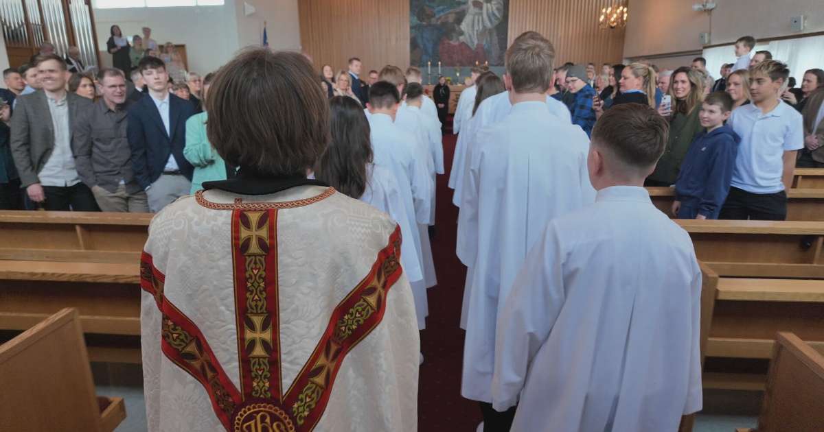 Fermingar í Grindavík eftir tveggja ára hlé - RÚV.is