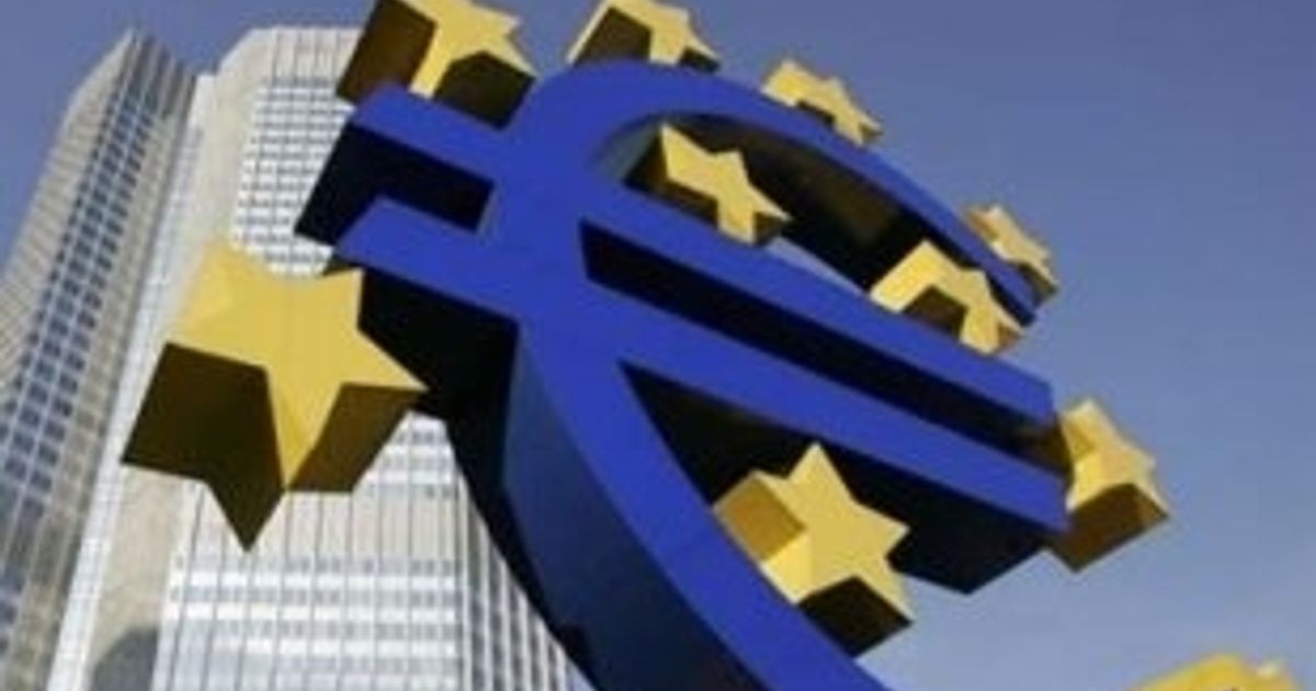 Seðlabanki Evrópu hækkar stýrivexti þrátt fyrir titring á mörkuðum - RÚV.is