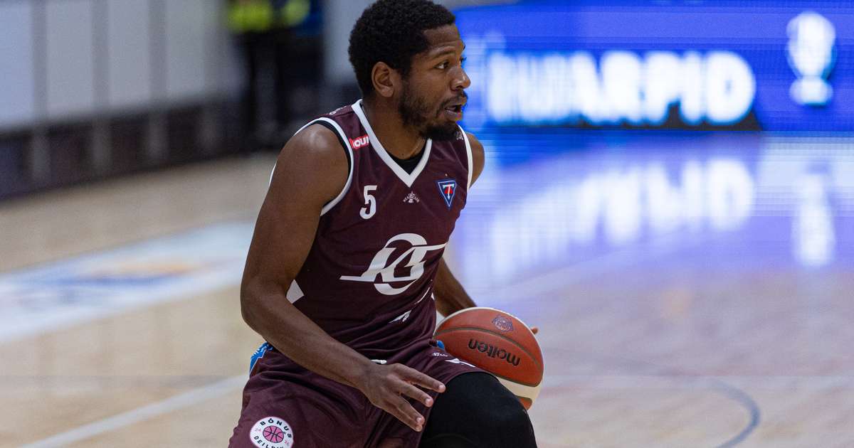 Tindastóll tekur forskotið í úrslitaviðureigninni - RÚV.is