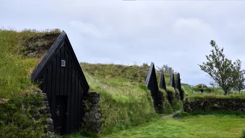 RÚV Orð – Learn Icelandic for free by watching Landinn